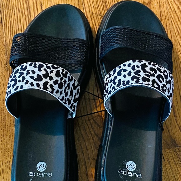 Apana | Shoes | Apana Platform Sandals Size 8 | Poshmark